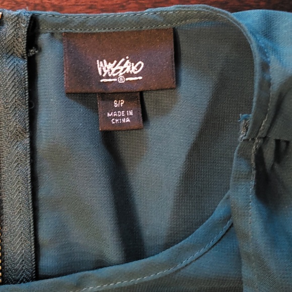 Mossimo Supply Co. | Tops | Mossimo Hunter Green Sheer Top Wgold Zipper ...